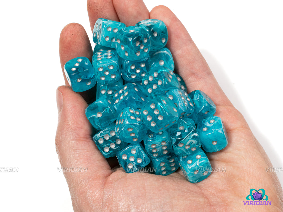 Cirrus Aqua & Silver D6s (12mm, 36) | D6 Block | Chessex Dice (36) | W ...